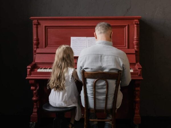6 surprising ways children benefit from music education - Gallery Teachers
